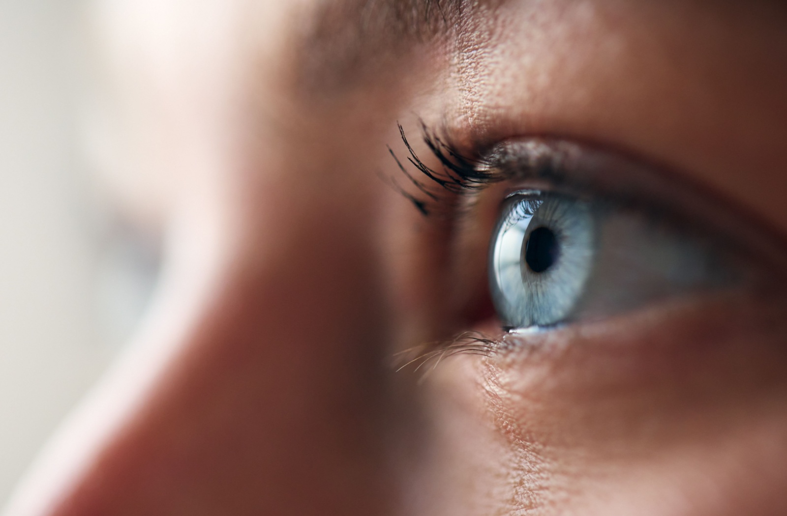 How to Test for Your Dominant Eye? Total Vision Diamond Bar